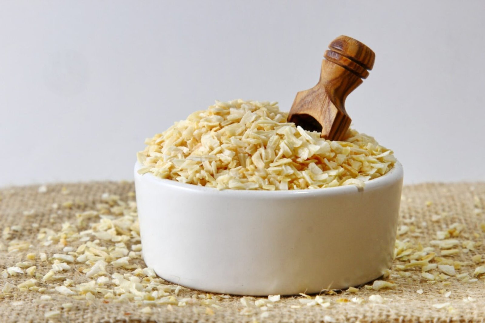 Dehydrated Garlic Flakes - Pentastar International